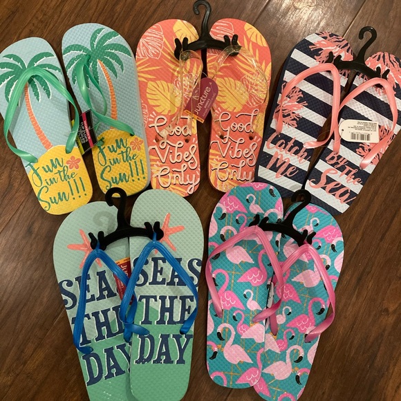 Juncture | Shoes | Nwt Fun Summer Beachy Flip Flops | Poshmark